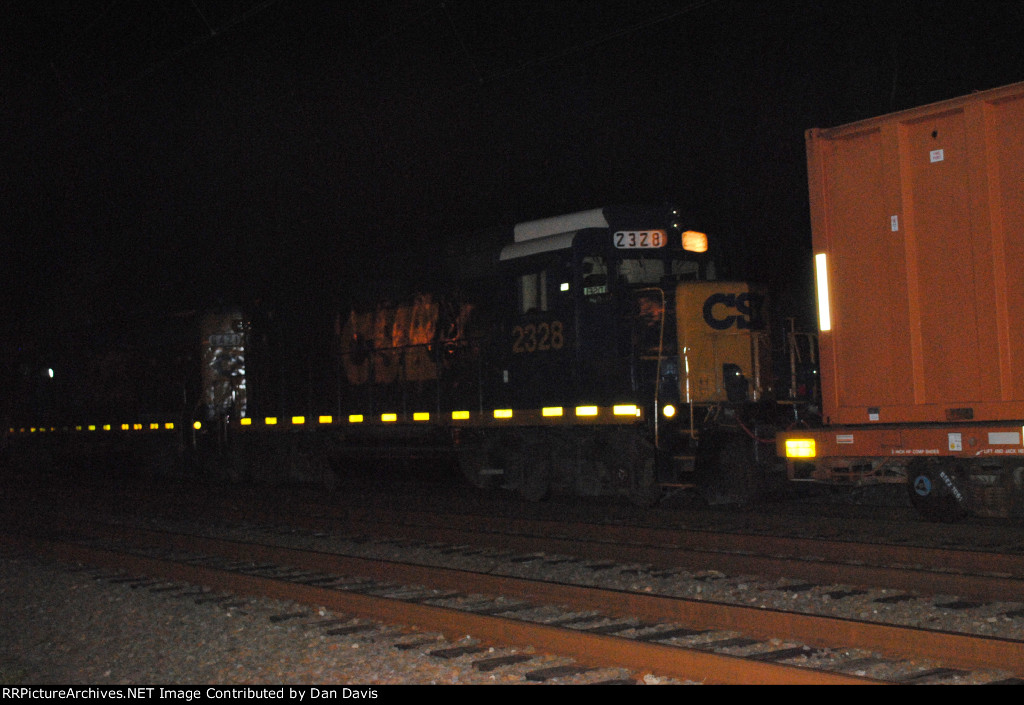 CSX 2328 Road Slug on Q706-15